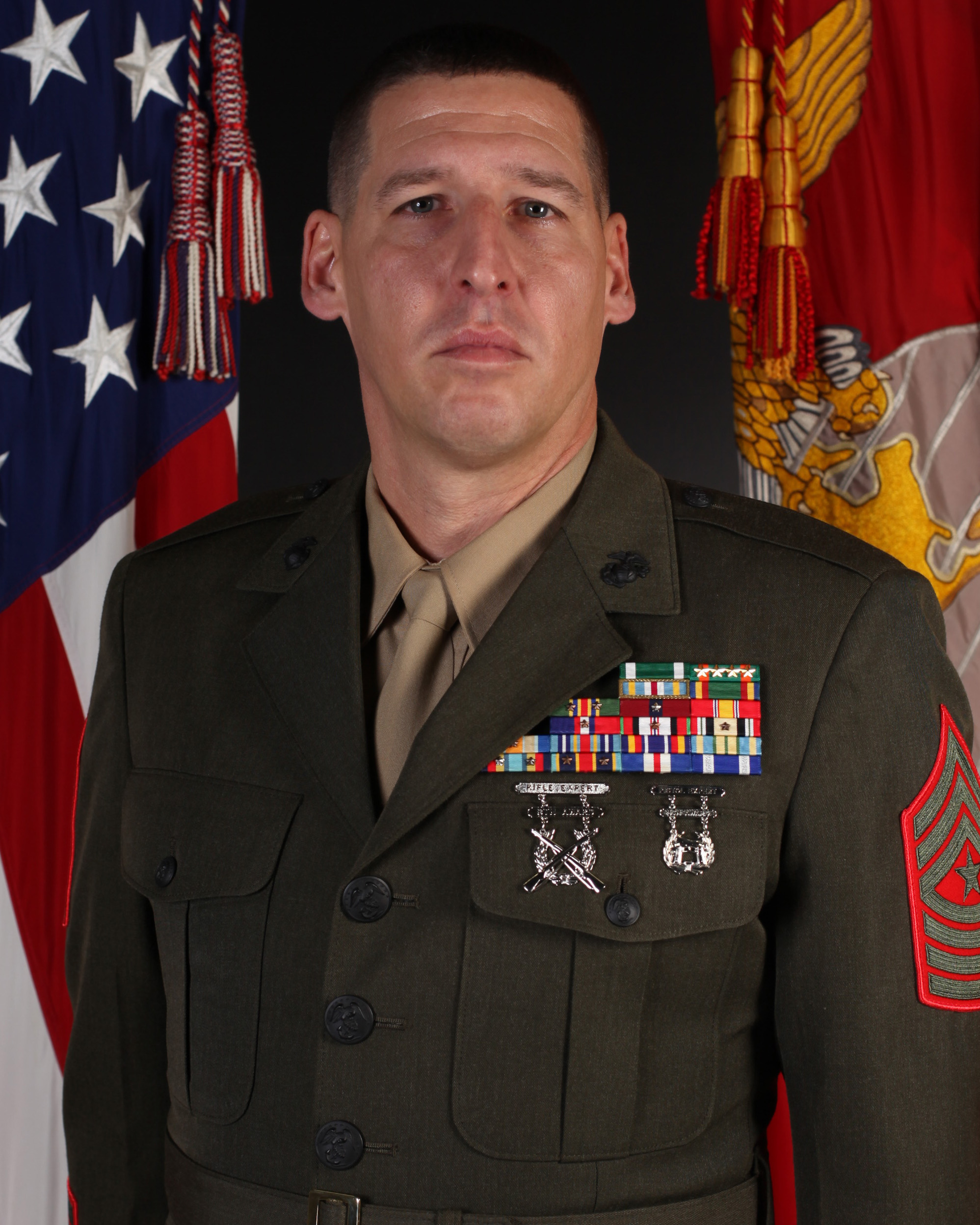 Headquarters & Headquarters Squadron